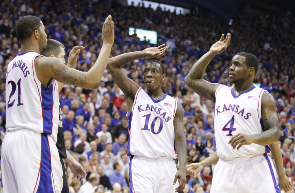 FINAL: Tyshawn Taylor shines in return to starting lineup; KU rolls, 94 ...